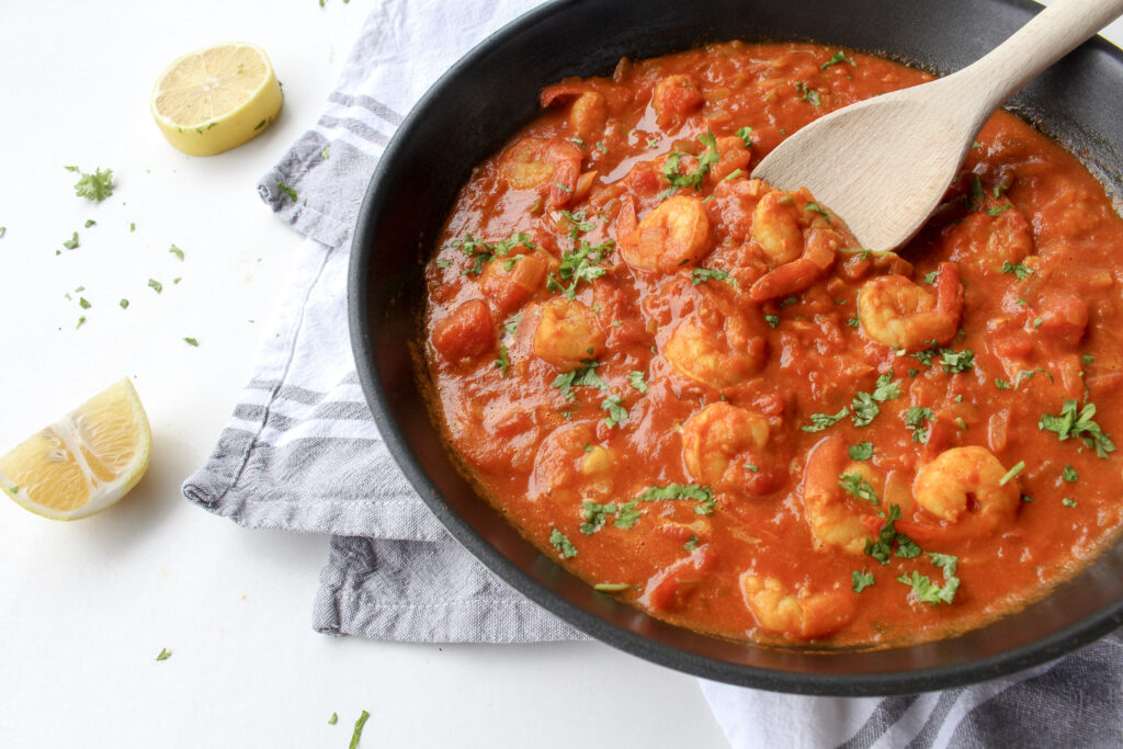 Quick & Easy Prawn Curry | Food For Fitness