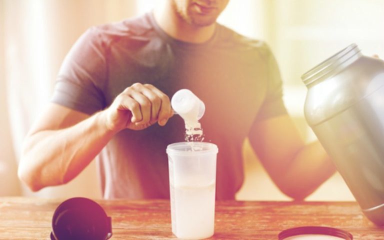 The Beginners Guide To Protein Shakes | Food For Fitness