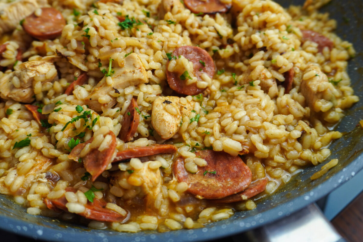 High-Protein Chicken & Chorizo Risotto: Easy One-Pan Recipe