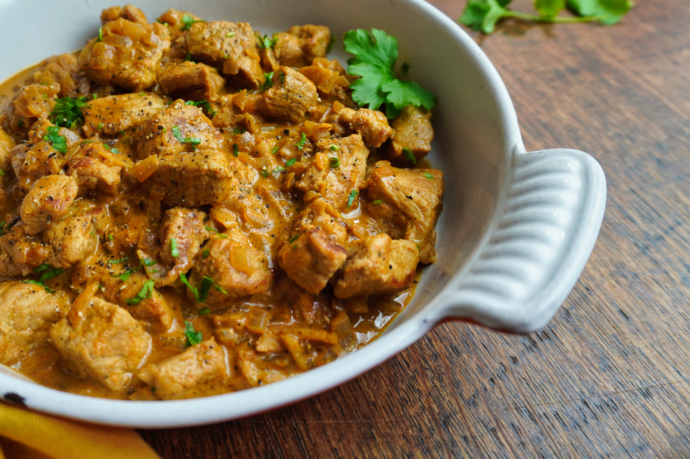 Slow Cooker Beef Stifado: Greek Stew Recipe Everyone Loves