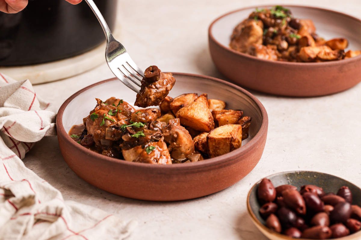 High-Protein Slow Cooker Spanish Chicken: Healthy UK Recipe